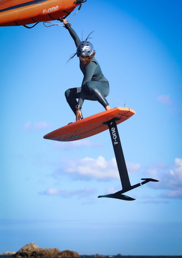 Le Wingfoil c'est quoi ? tout savoir sur la wing avec Fun & Fly